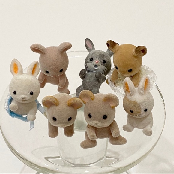 calico critters | Toys | Mixed Lot Calico Critters Miniature Toys ...